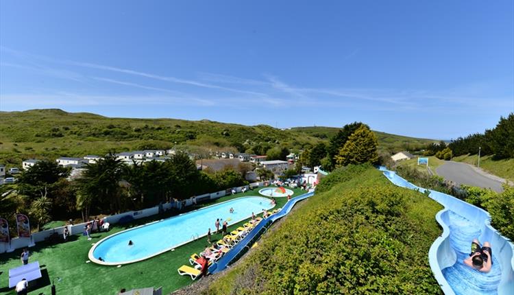 Holywell Bay Holiday Park - Parkdean Resorts - Accommodation